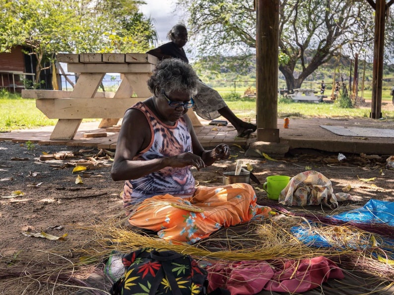 Pandanus Earrings (kunkanemkenh) | Indigenous Art, Aboriginal Earrings ...