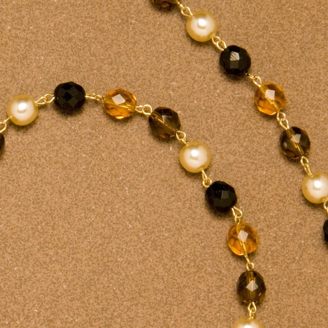 Sunrise - Glasses Chain - Large Light Brown Opaque, Pearl and Matt ...
