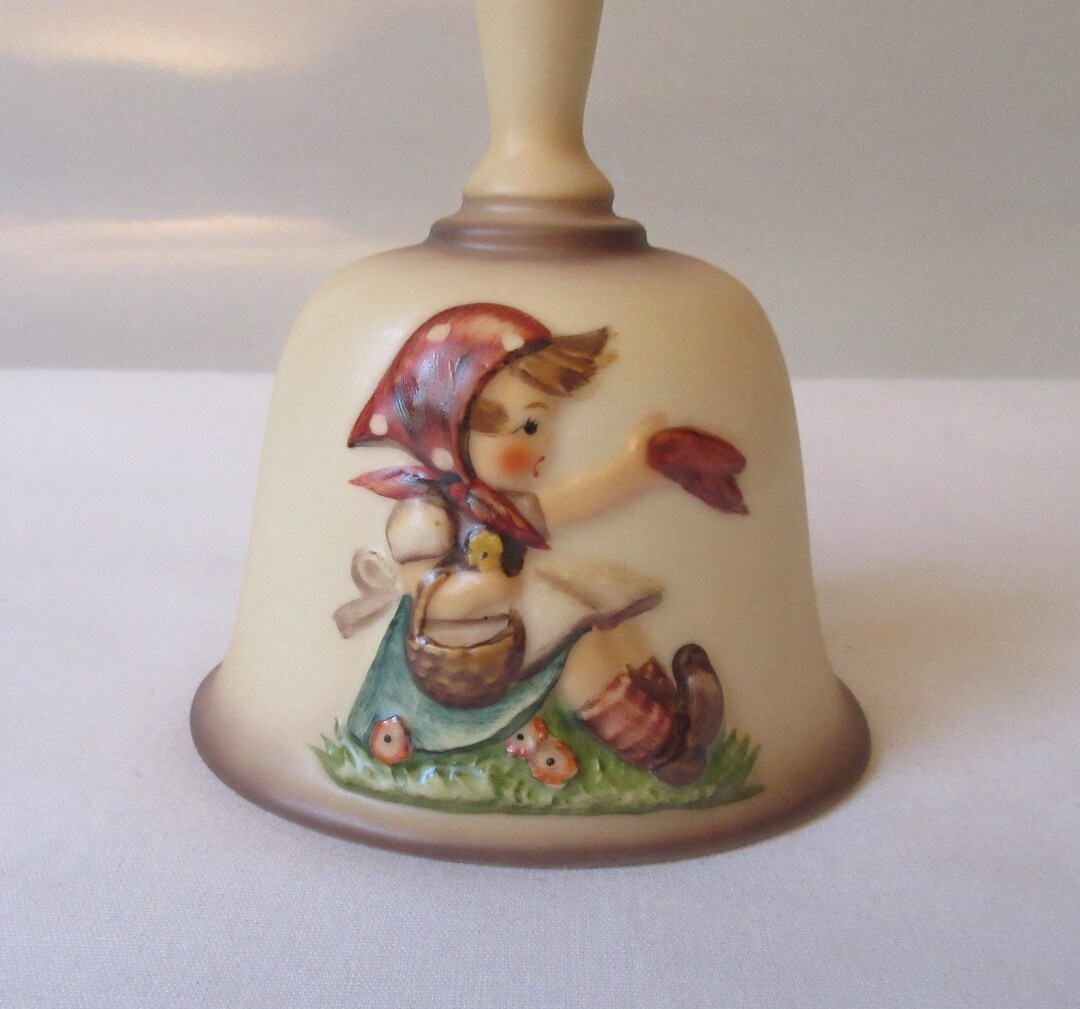 Goebel Hummel 2nd Edition Annual Bell in Bas-relief 1979 - Etsy