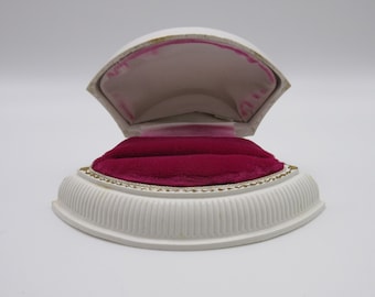 Vintage Lefton Clam Shell Shaped With Raised Flowers, Bisque Trinket ...