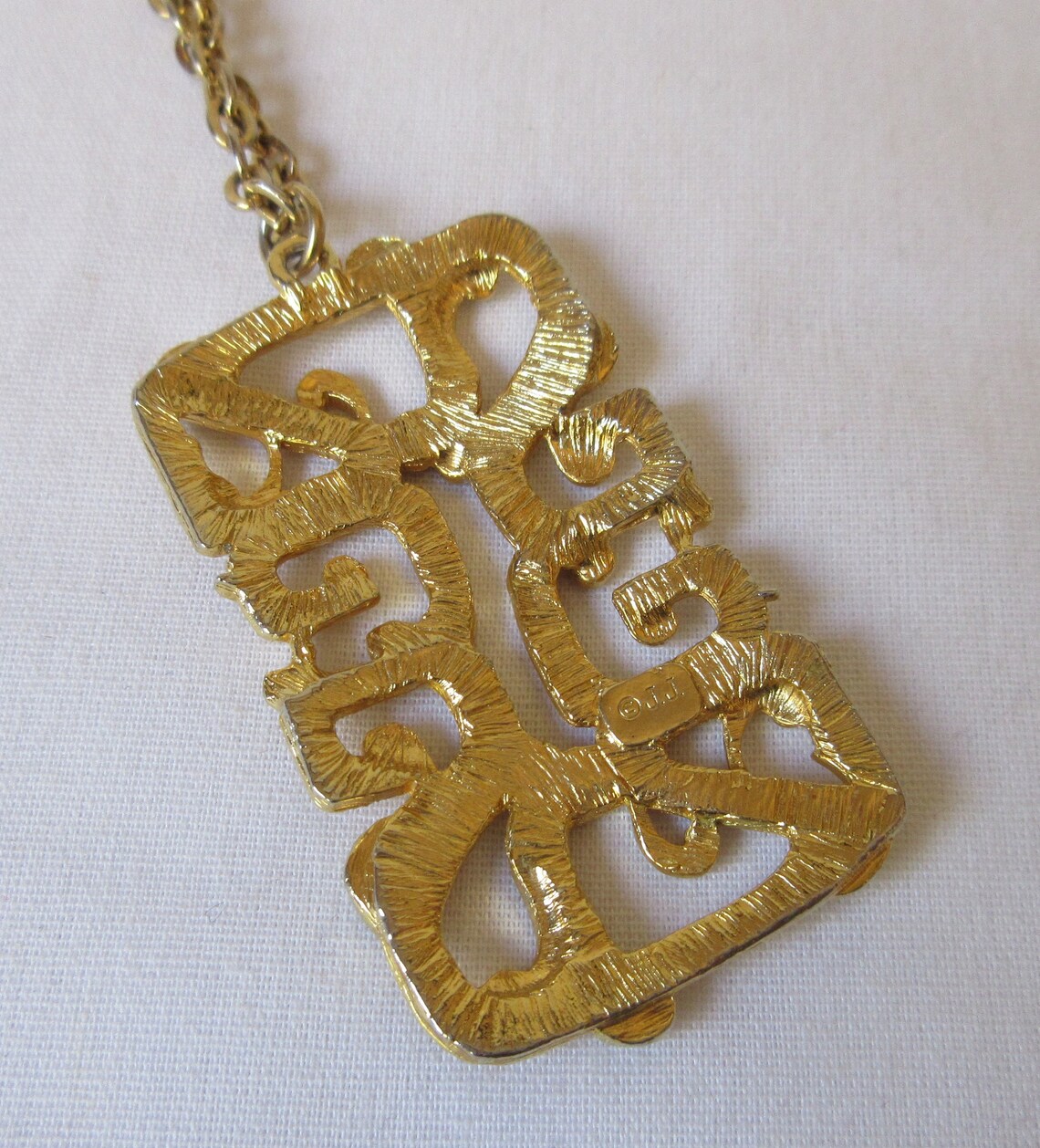 Vintage Signed JJ Pendant Necklace - Etsy