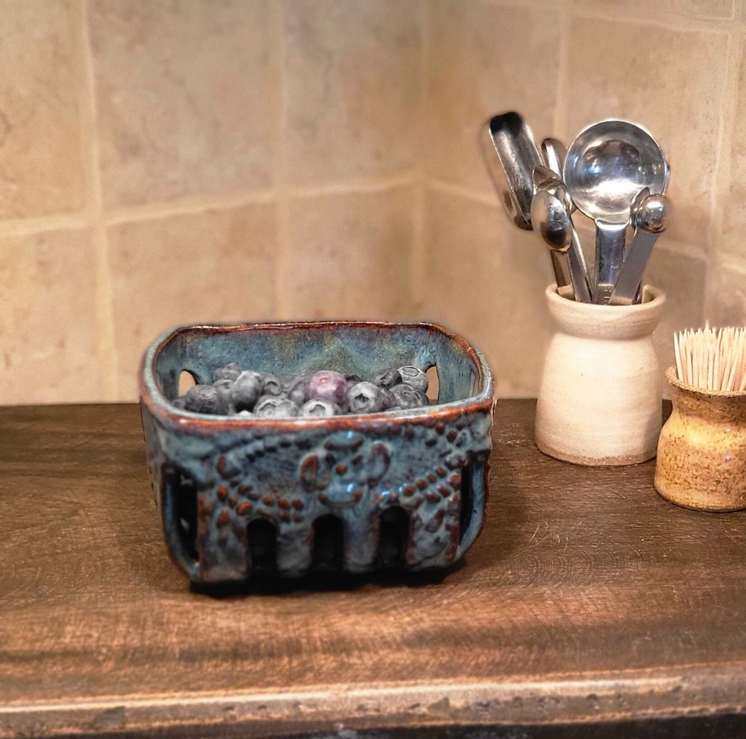 Handmade Stoneware Berry Basket - Etsy