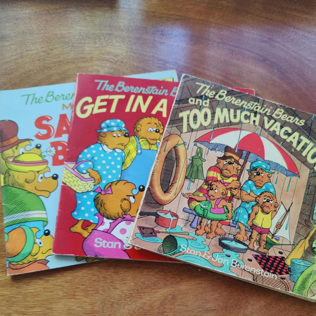 Lot of Three Berenstain Bears "too Much Vacation" "get in a Fight ...