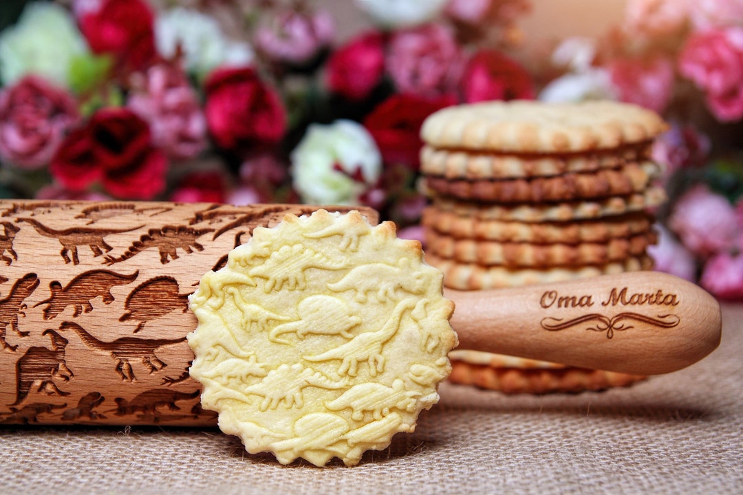 Dinosaurs Engraved Rolling Pin Embossed Rolling Carved Wooden Molds ...
