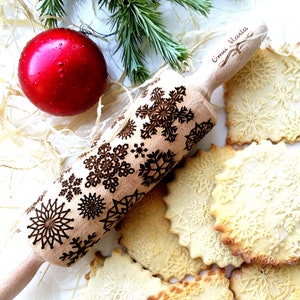 Snowflakes Embossed Rolling Pin Christmas Carved Rolling Pin Xmas Gifts ...