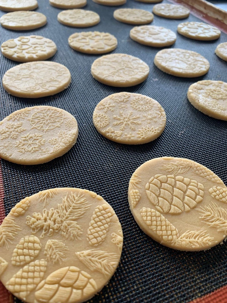 Cedar Cones Embossed Rolling Pin Pine Cone Engraved Rolling | Etsy
