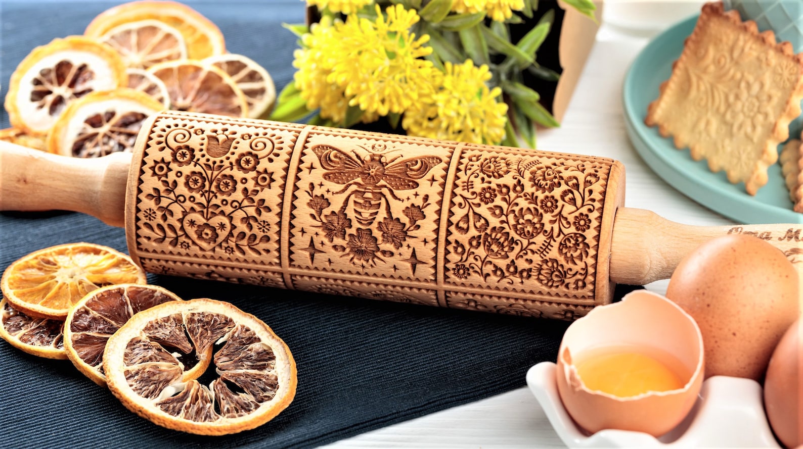 Cookie Roller Cutter Embossed Rolling Pin Springerle Patterned ...