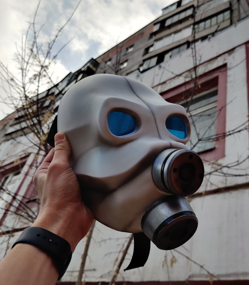 Combine Metrocop mask from Half-Life 3 | Etsy