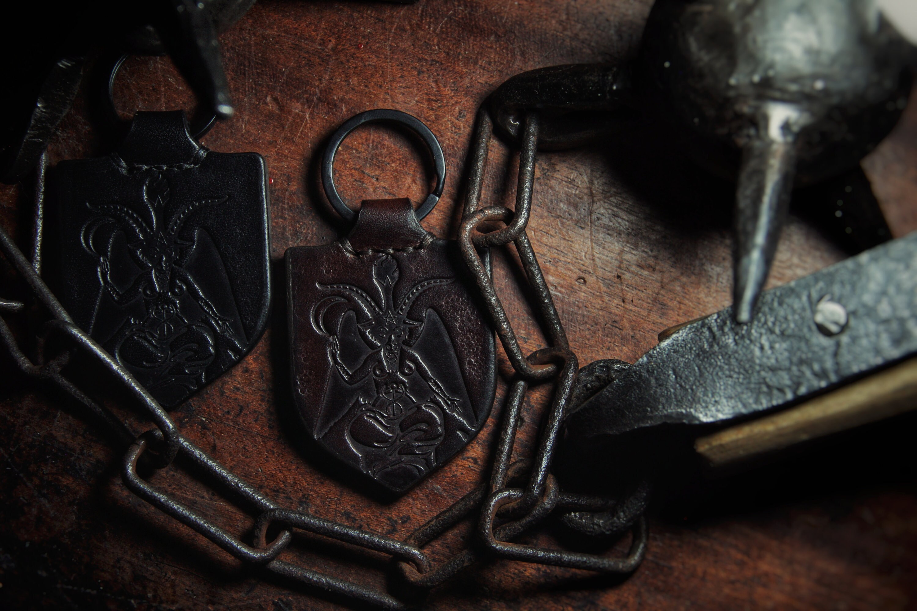 Satanic Leather Keyring: Baphomet & Pentagram - Goat Mit Uns - Etsy