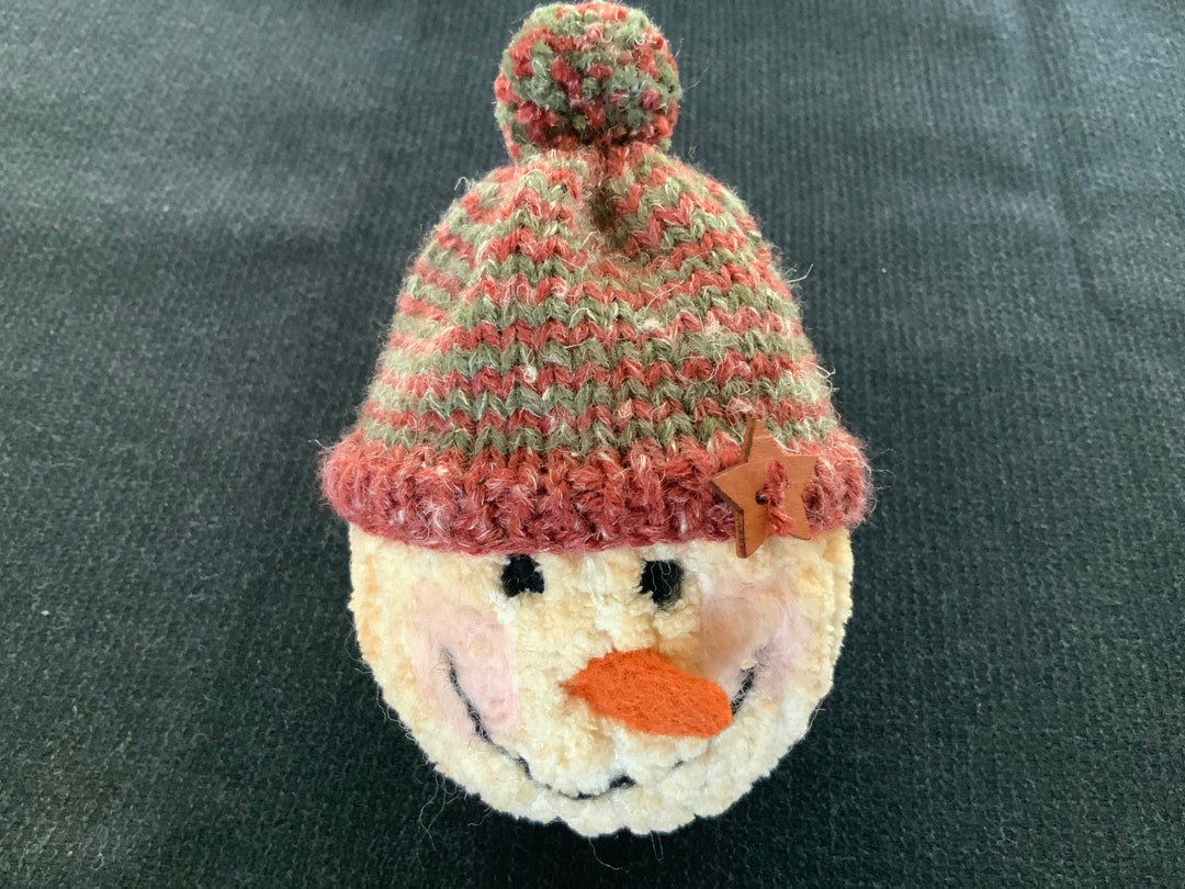 Hand Knit Tea Stained Snowball W/ Hand Knit Striped Hat W/ Wooden Star ...