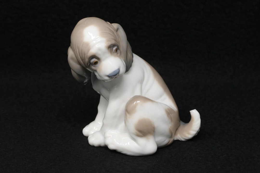 AS IS tail Chip Lladro 6210 A Gentle Surprise Beagle Puppy Figurine, 4 ...