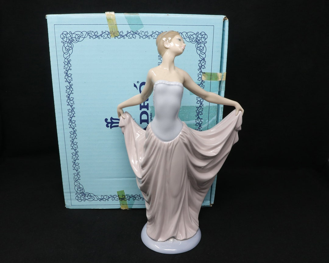MINT IN BOX 12 Lladro Dancer Figurine 5050, Lladro Porcelain Dancer ...