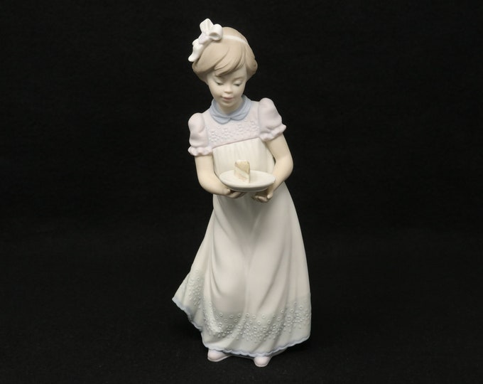 MINT Matte Lladro Happy Birthday Figurine #5429, 8" Tall, Vintage ...