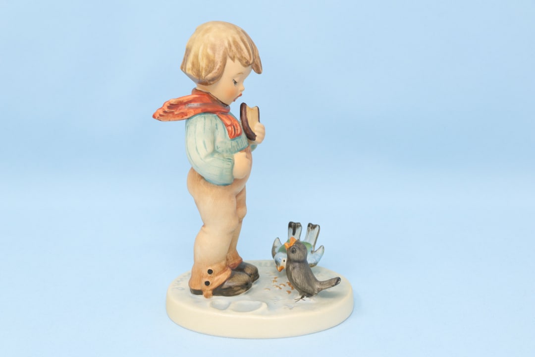 MINT 5 Inch Hummel Bird Watcher Figurine #300, TMK5, Boy Feeding Birds ...