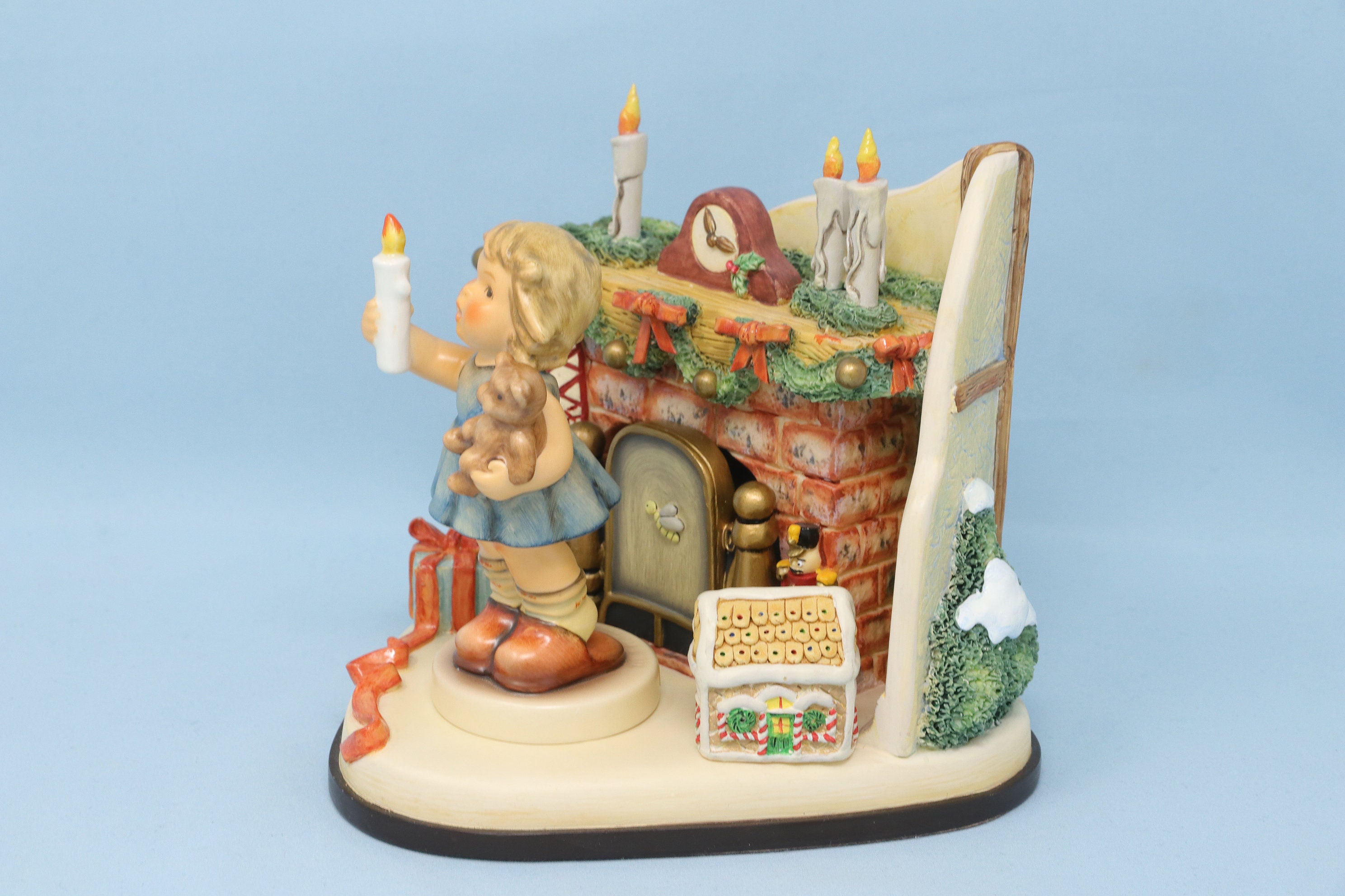 NEAR MINT Hummel Christmas Wish Display With Music Box, Hummelscape ...