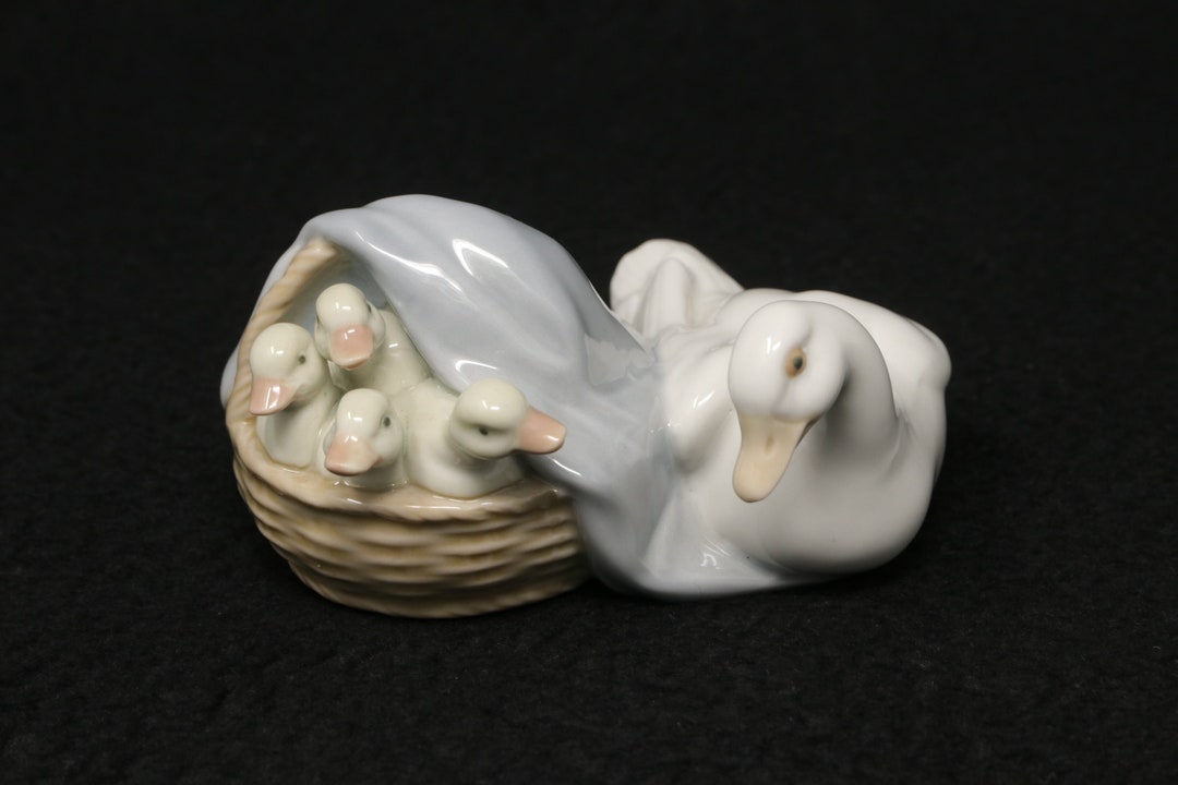 Lladro Ducklings Figurine 4895, Excellent Vintage, Lladro Mother Duck ...