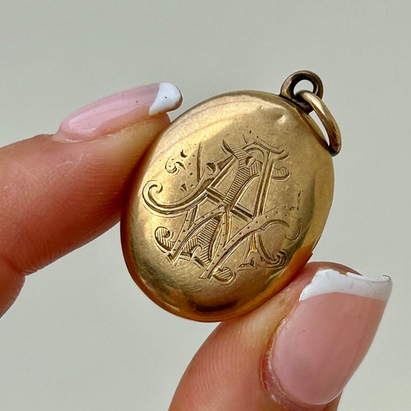 Antique Gold Locket - Etsy