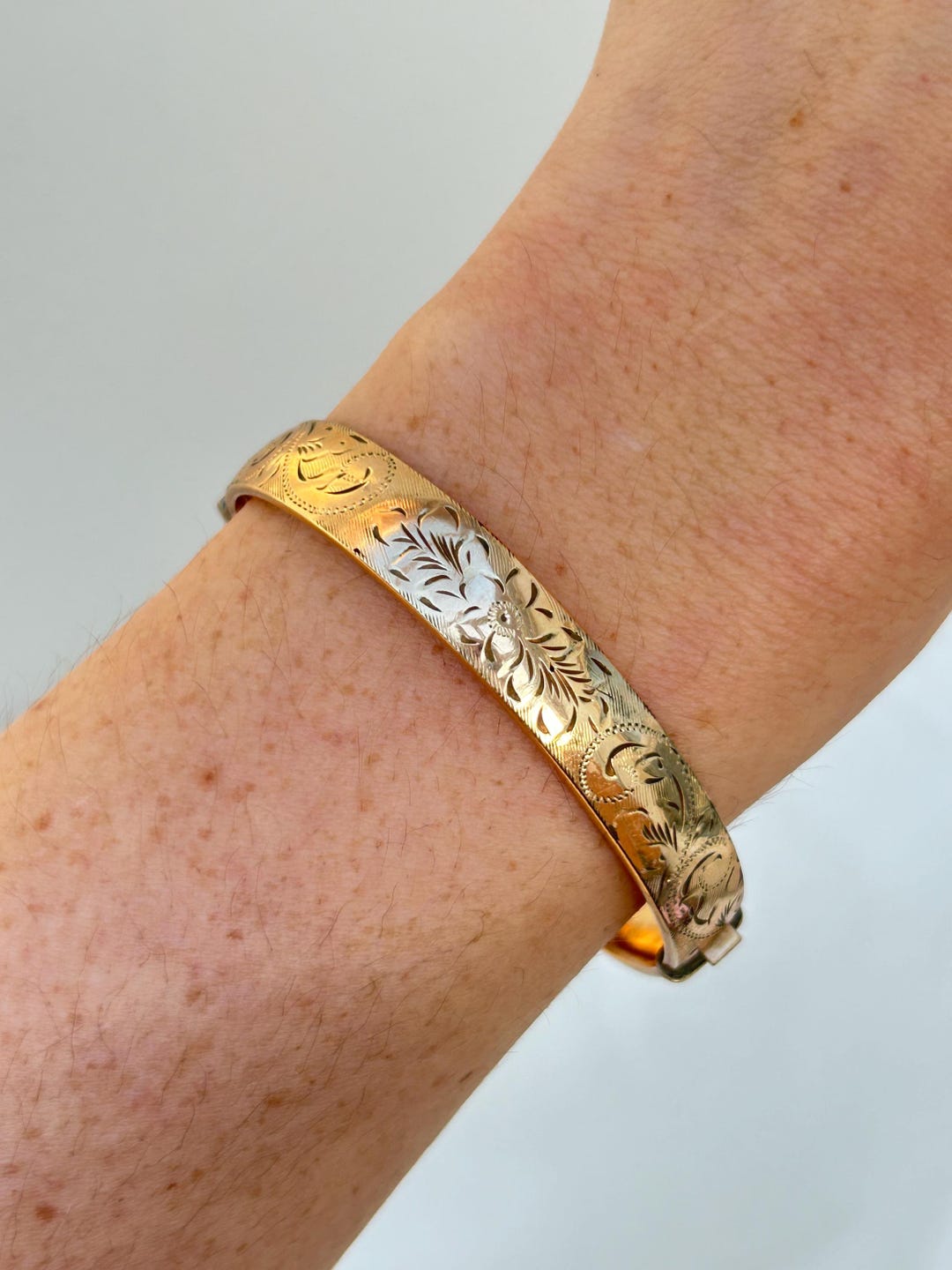 Vintage 9ct Rolled Gold Bangle Bracelet With Swirl Detail - Etsy