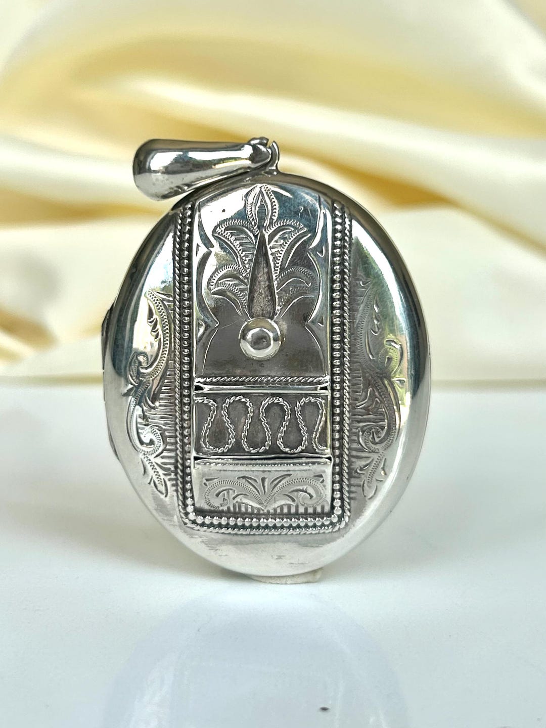 Large Antique Silver Unusual Design Locket Pendant - Etsy