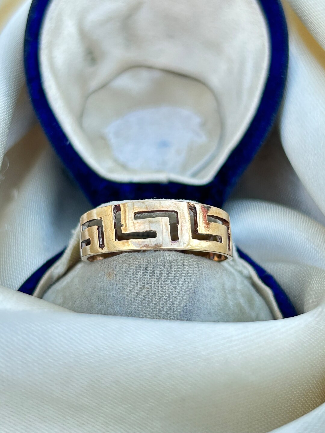Vintage Greek Key 9ct Yellow Gold Band Ring - Etsy