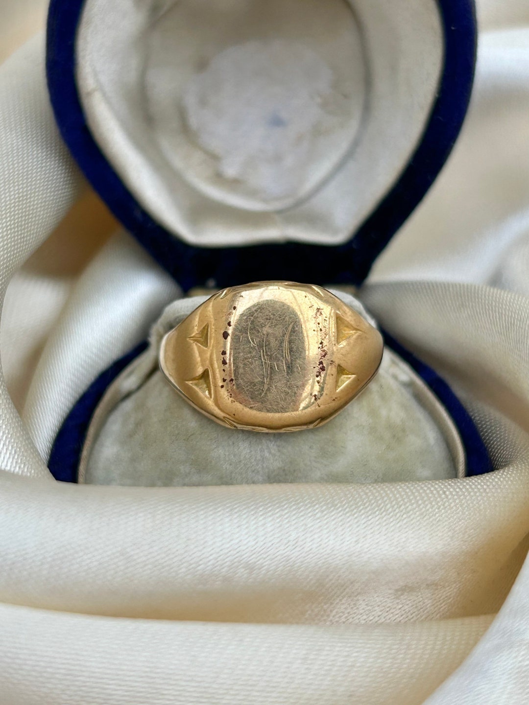 Vintage Chunky 18ct Yellow Gold Signet Ring - Etsy
