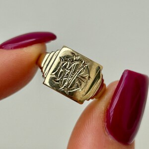 Chunky Vintage 9ct Yellow Gold Signet Ring - Etsy