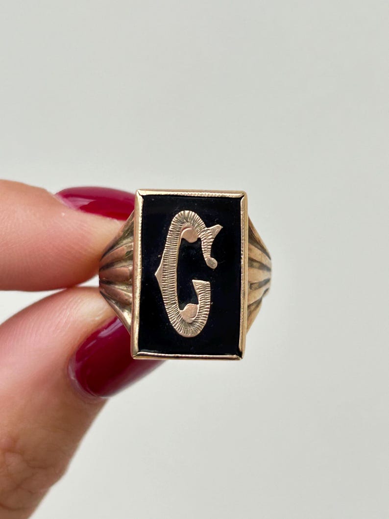 Chunky 9ct Gold Vintage Onyx “C” Inital Signet Ring - Etsy