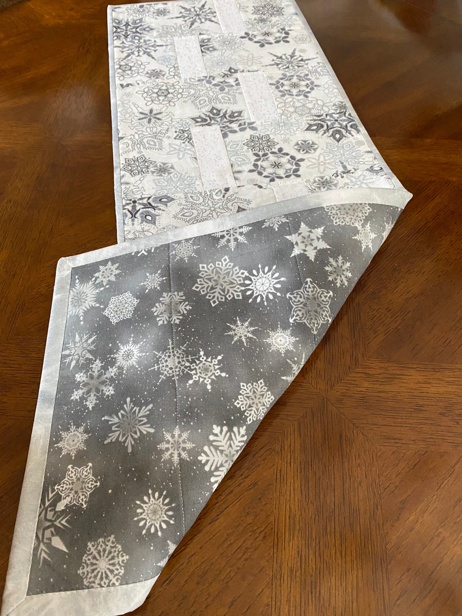 Silver Snowflake Christmas Quilted Table Runner Silver and - Etsy