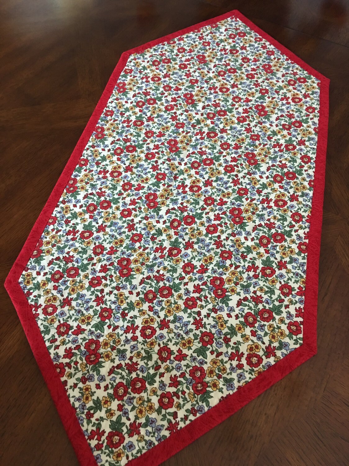 Quilted Table Runner Red Fabrics Yellow Fabrics Green - Etsy