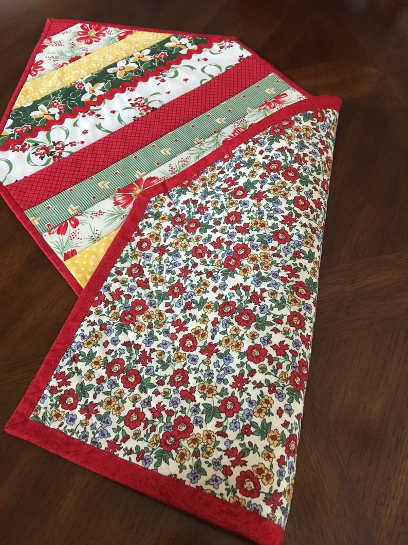 Quilted Table Runner Red Fabrics Yellow Fabrics Green - Etsy