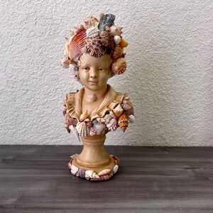 Vintage Sea Shell Embellished Bust, Shell Art Coqillage Bust, Vintage ...