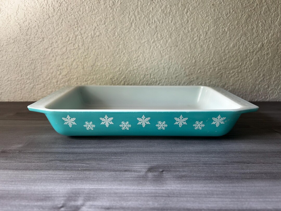 Vintage Pyrex Snowflake Turquoise Space Saver Dish 548-B 1 1/4" Qt ...