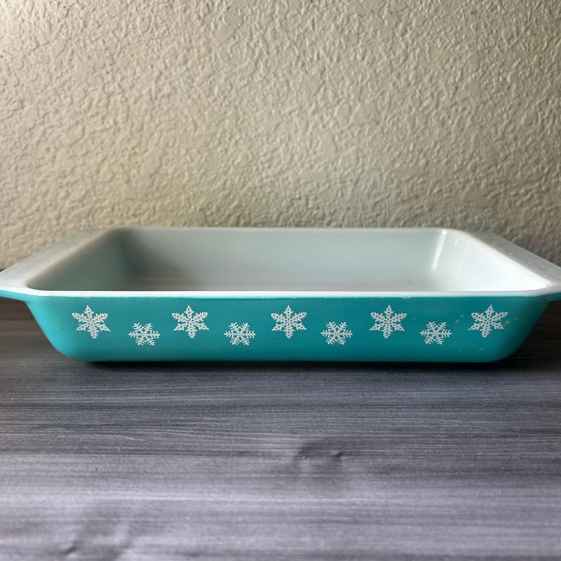 Pyrex Snowflake - Etsy