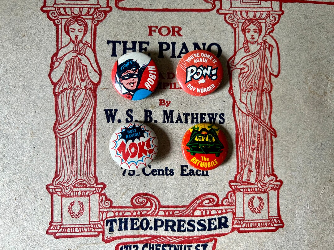 Vintage Set of 4, 1966 Batman Button, the Batmobile Button, 1966 Robin ...