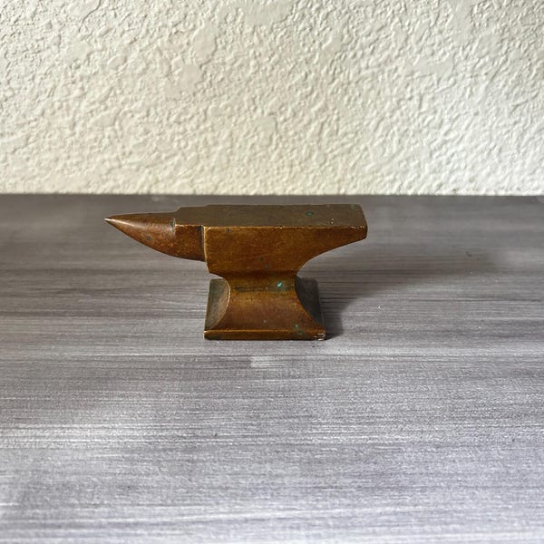 Antique Anvil - Etsy