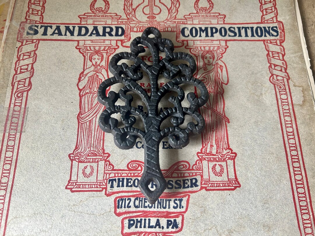Vintage Miniature Family Tree Cast Iron Trivet, Vintage Farm House ...