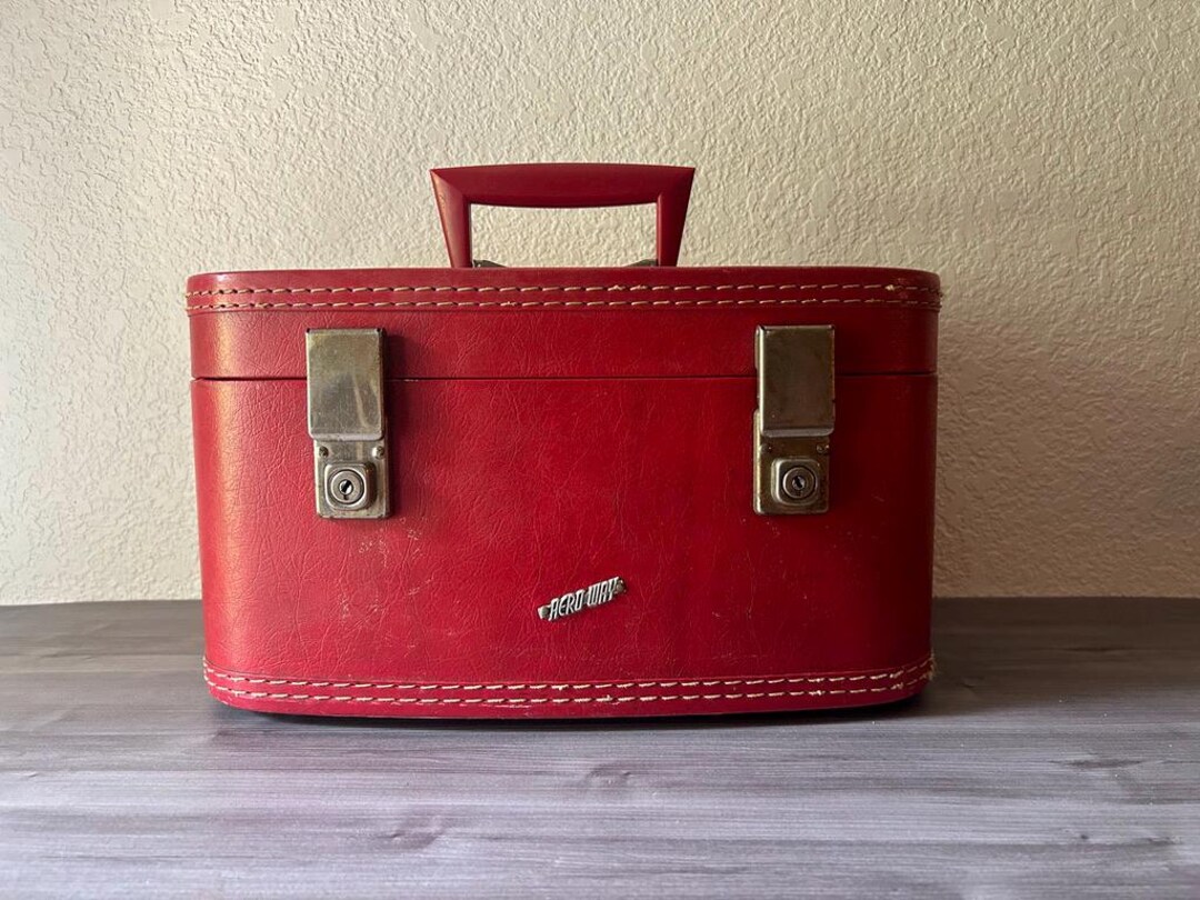 Vintage Train Case Luggage Red Aero Way, Vintage Travel, Red Makeup ...