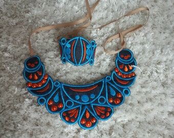 Machine embroidery design Necklace in the hoop | Etsy