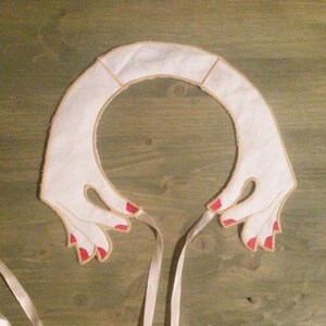 Machine Embroidery ITH Design Hands Collar - Etsy