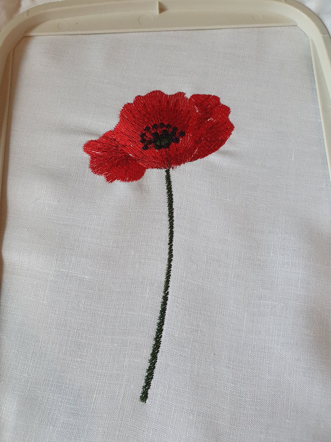 Poppy Machine Embroidery Design - Etsy