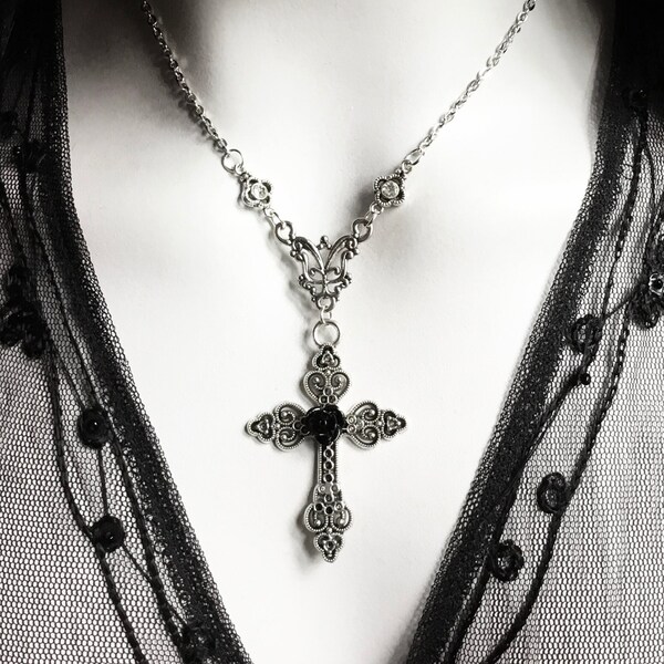 Goth Cross Pendant - Etsy