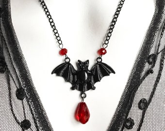 Black Bat Necklace, Gothic Bat Necklace, Halloween Necklace, Vampire ...