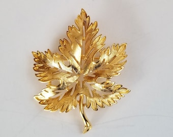 Vintage Trifari Gold Tone Leaf Brooch Large Signed Mid Century Leaf Pin ...