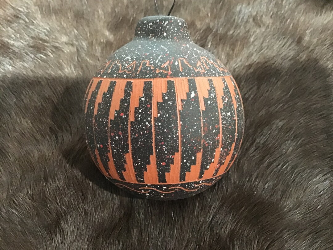 SIGNED Authentic Native American Indian Jewelry Navajo Pottery ...