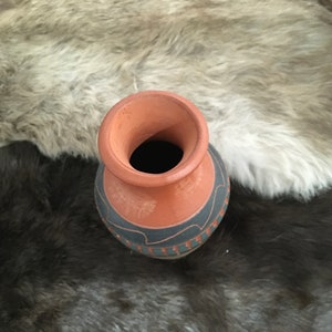 SIGNED Authentic Native American Indian Hand Painted Red Clay Pottery ...