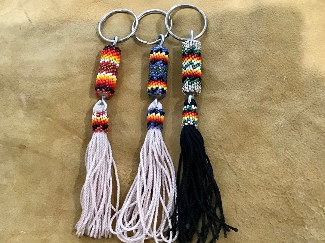 Authentic Native American Indian Jewelry Peyote Stitch Beaded Keychain ...
