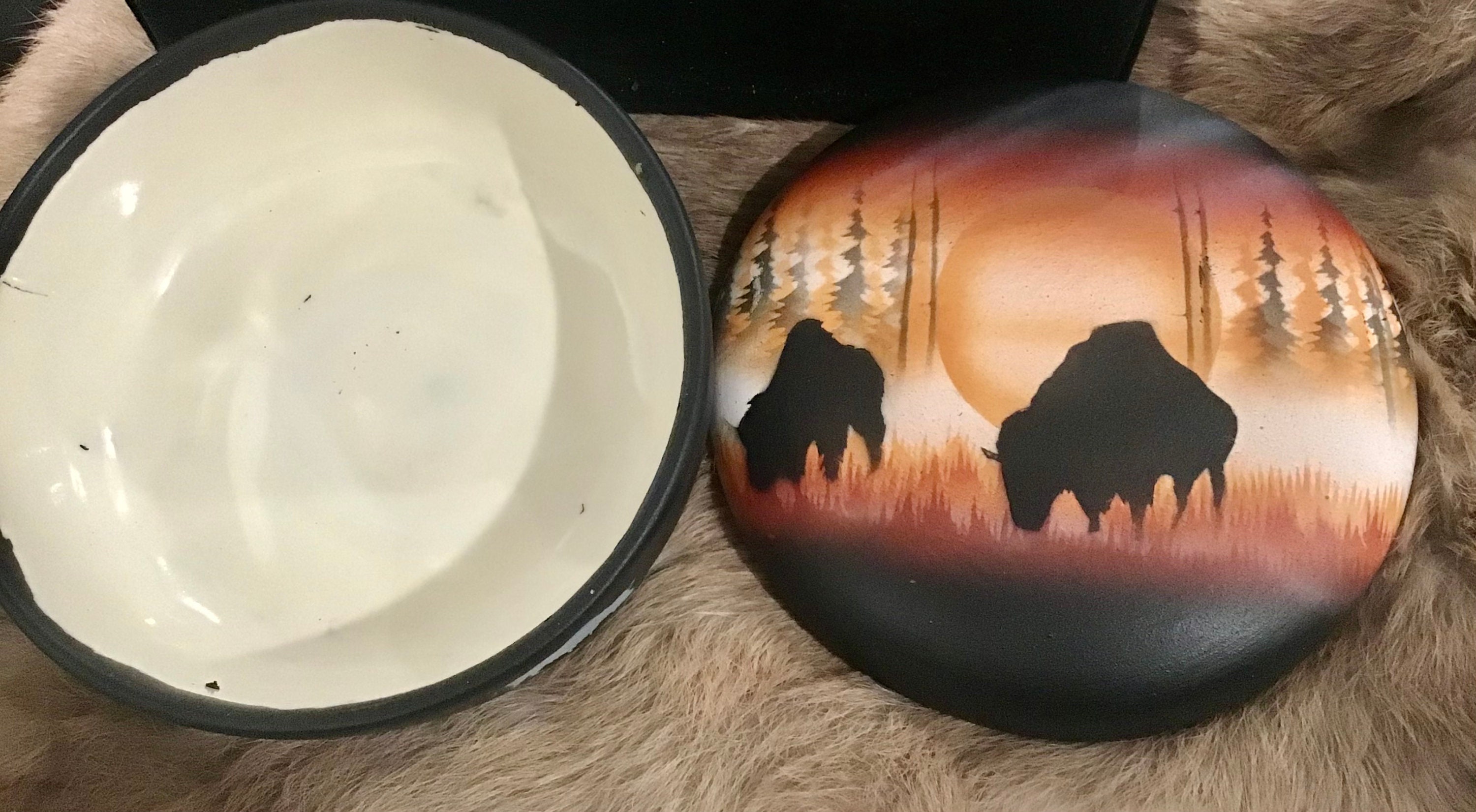 SIGNED Native American Indian Navajo Buffalo White Clay Pottery Painted ...