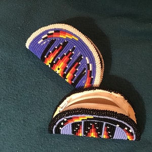 Authentic Native American Indian Jewelry Navajo Hand Beaded Rug Feather ...
