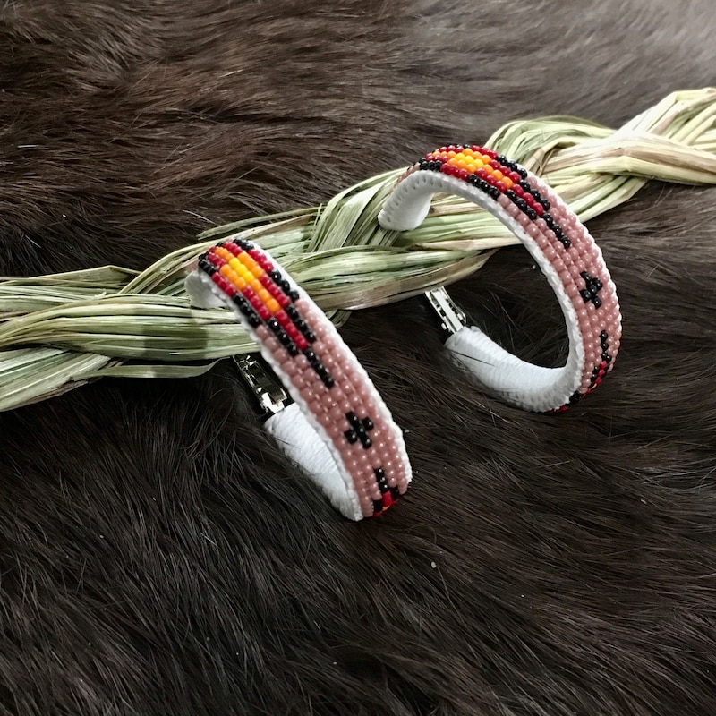 Native American Beaded Earrings - Etsy