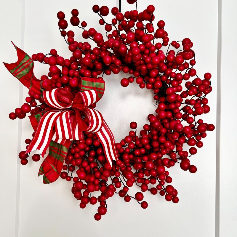 Red Berry Wreath - Etsy